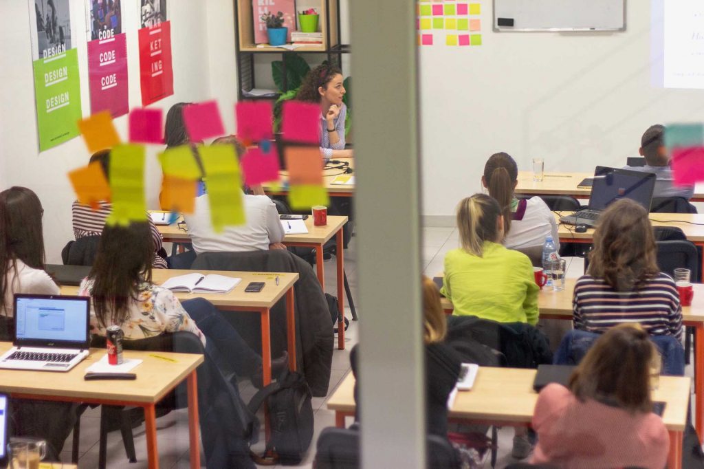 Гости предавачи од Facebook и Google на Data Science Академијата на ...